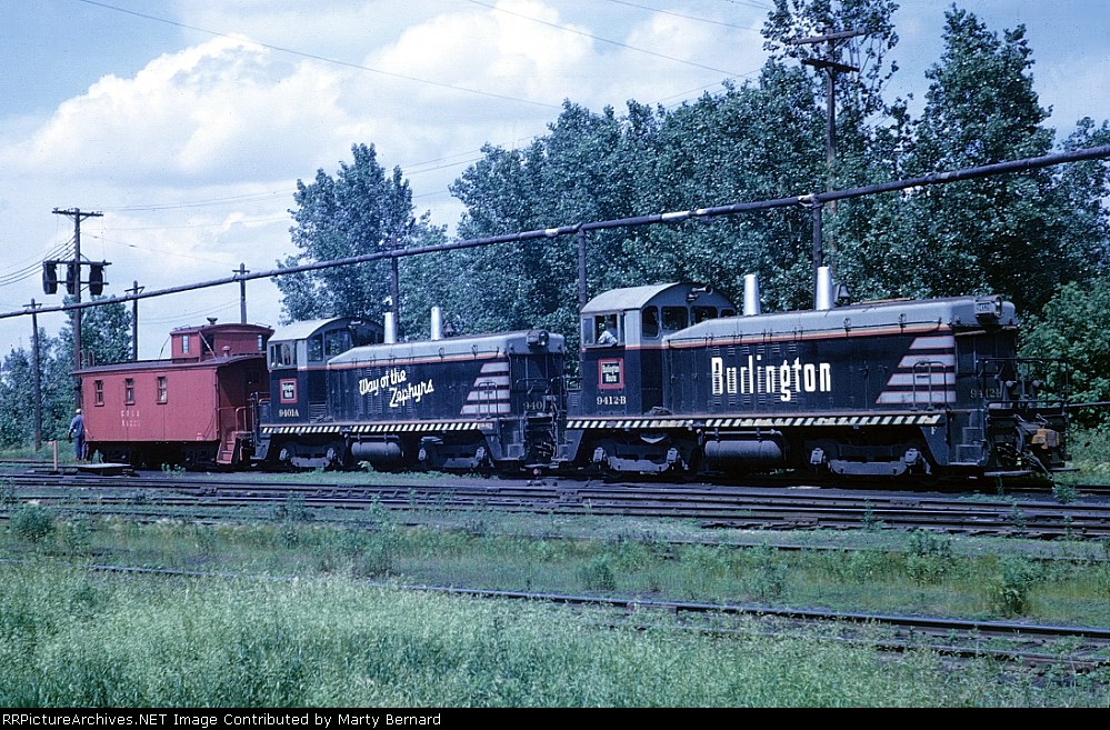 CB&Q 9412B, 9401A, and a Waycar